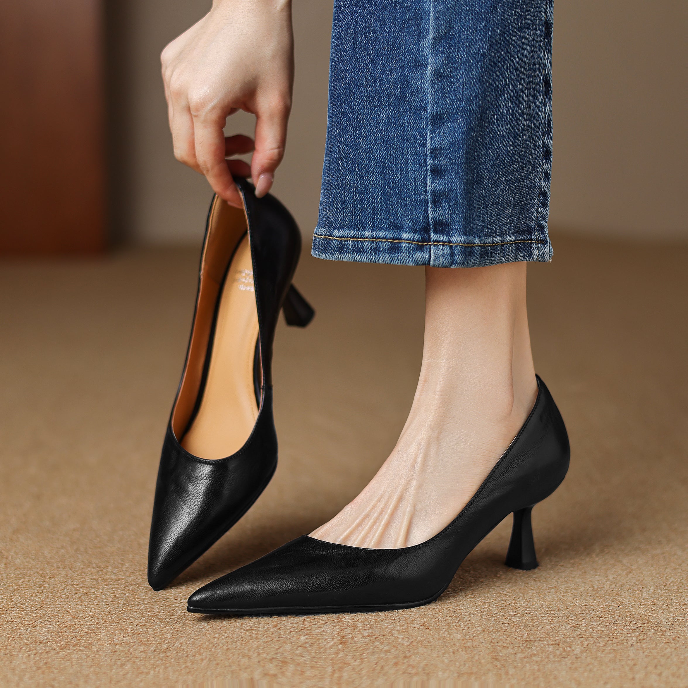 Womens Handmade Sheepskin Pointed Toe Kitten Heel Pumps – ubekeen